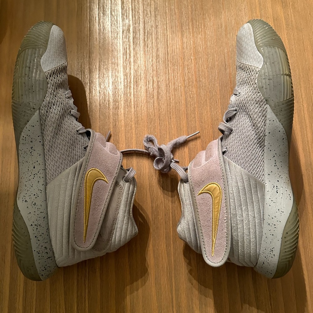 Nike Kyrie 2 Battle Grey Basketball Shoes - Gem